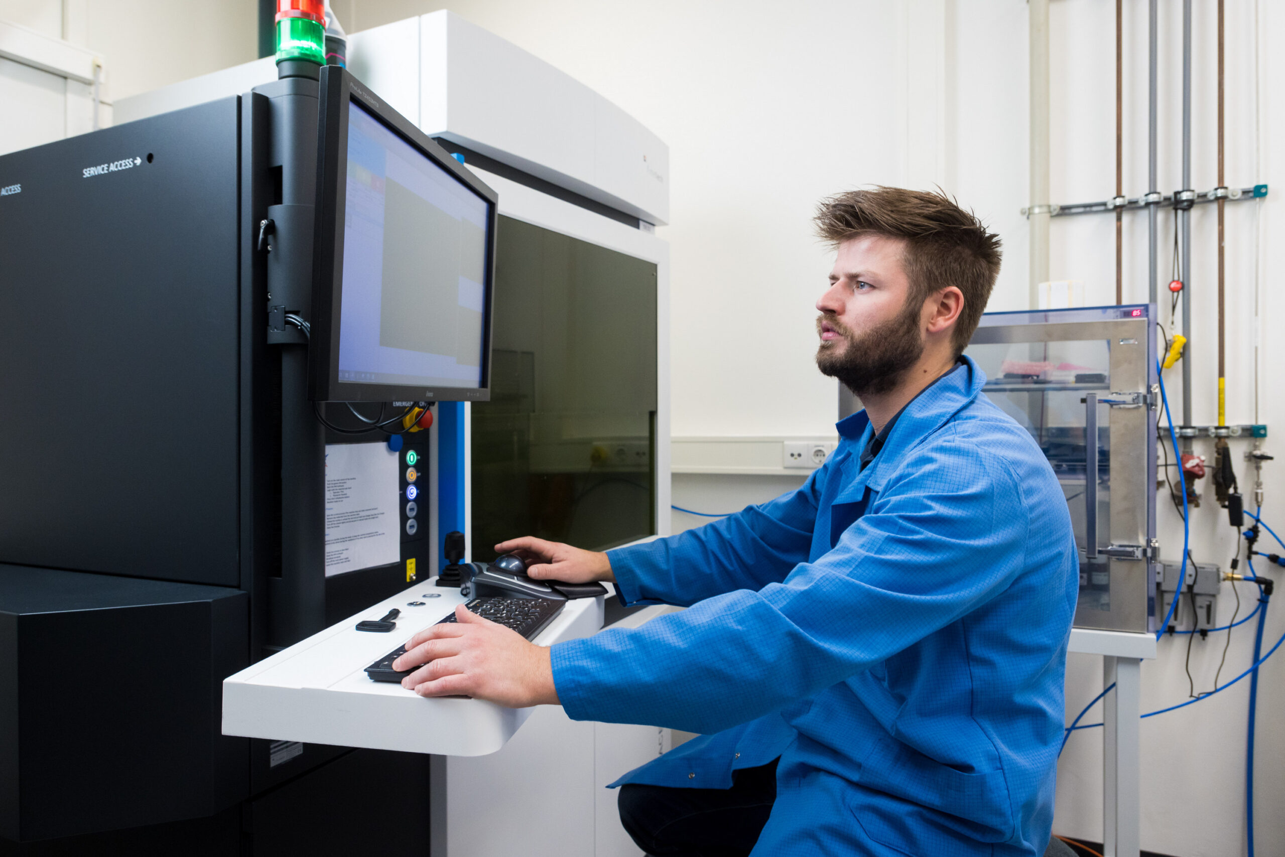 使用FINEPLACER®femto 2进行开创性的集成光子封装 – Finetech